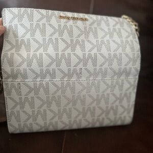 Michael Kors | Bags | Michael Kors Jet Set Medium Logo 2n Convertable ...